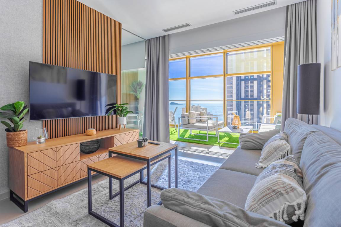 95 M² Apartment ∙ 2 Bedrooms ∙ 5 Guests - Benidorm