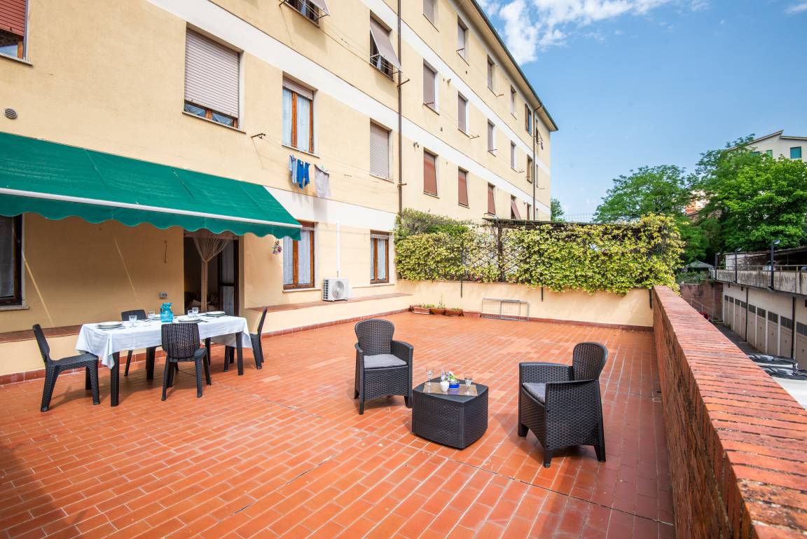 90 M² Appartamento Vacanza ∙ 2 Camere Da Letto ∙ 4 Ospiti - Siena