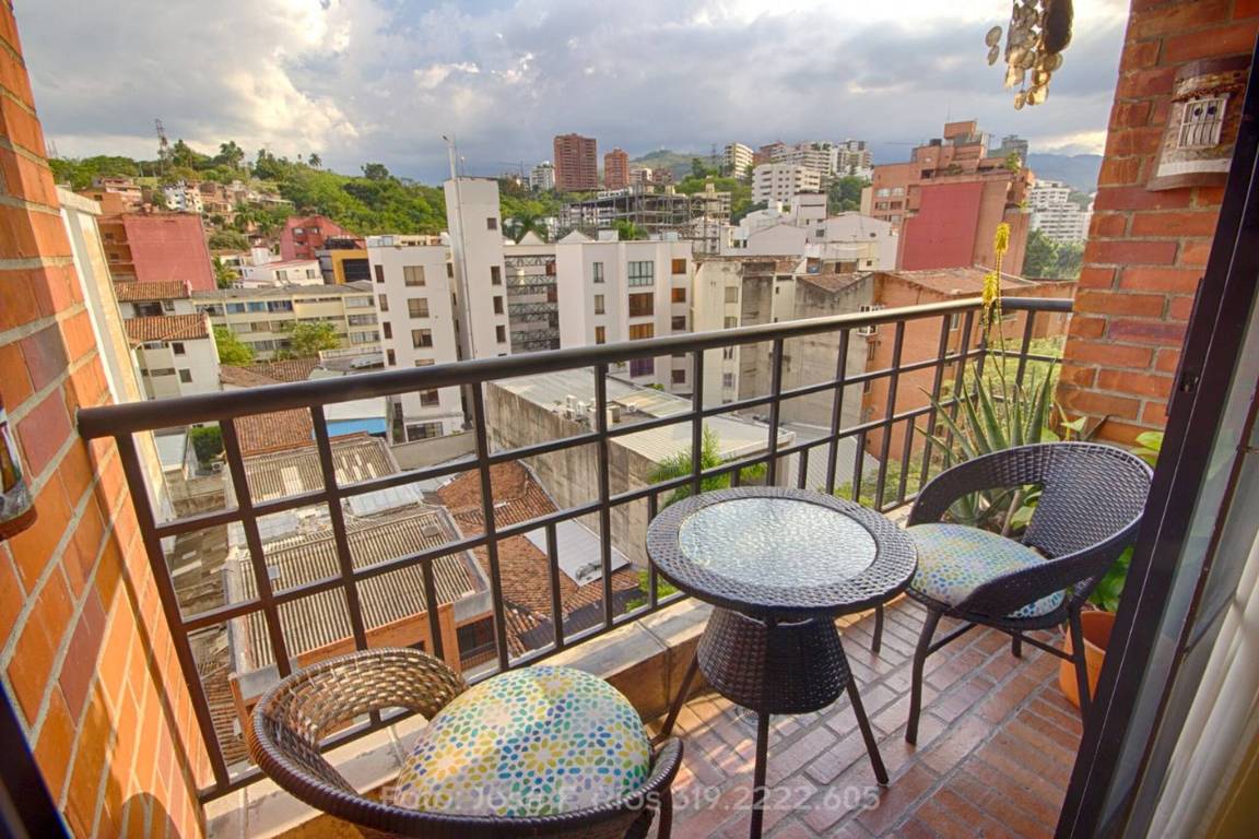 143 M² Appartement ∙ 4 Chambres ∙ 7 Personnes - Cali