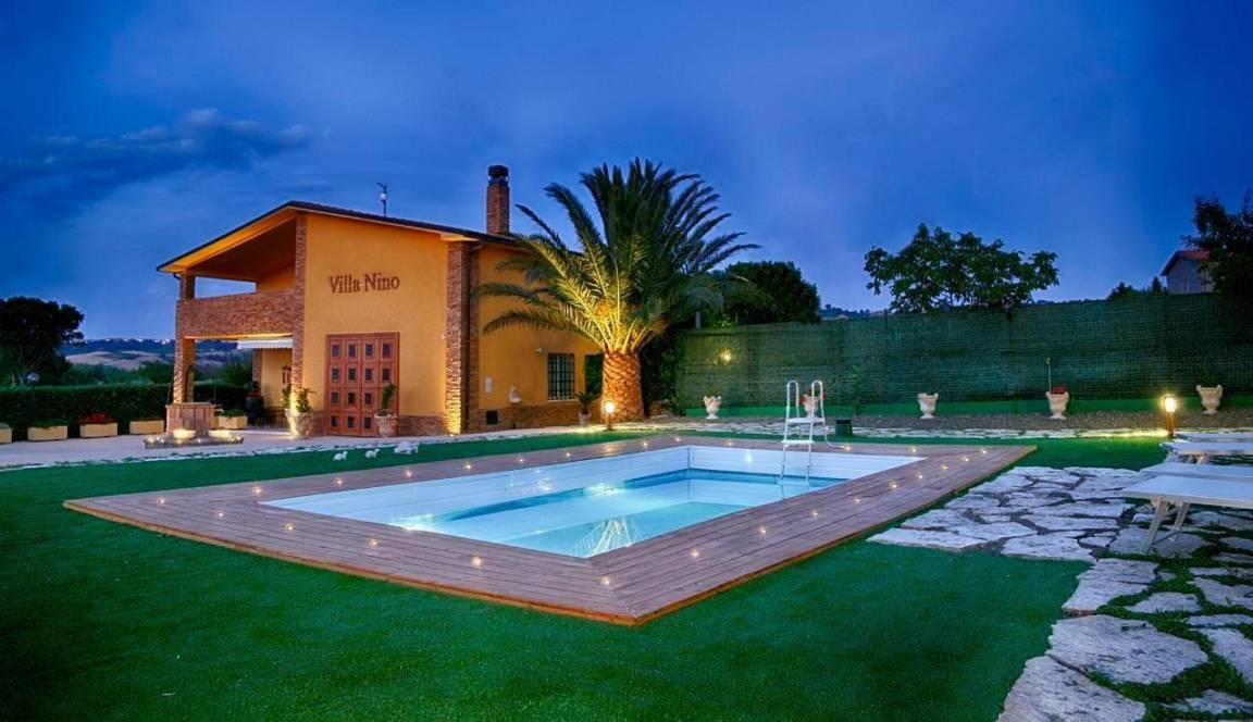 120 M² Huis ∙ 3 Slaapkamers ∙ 14 Gasten - Molise