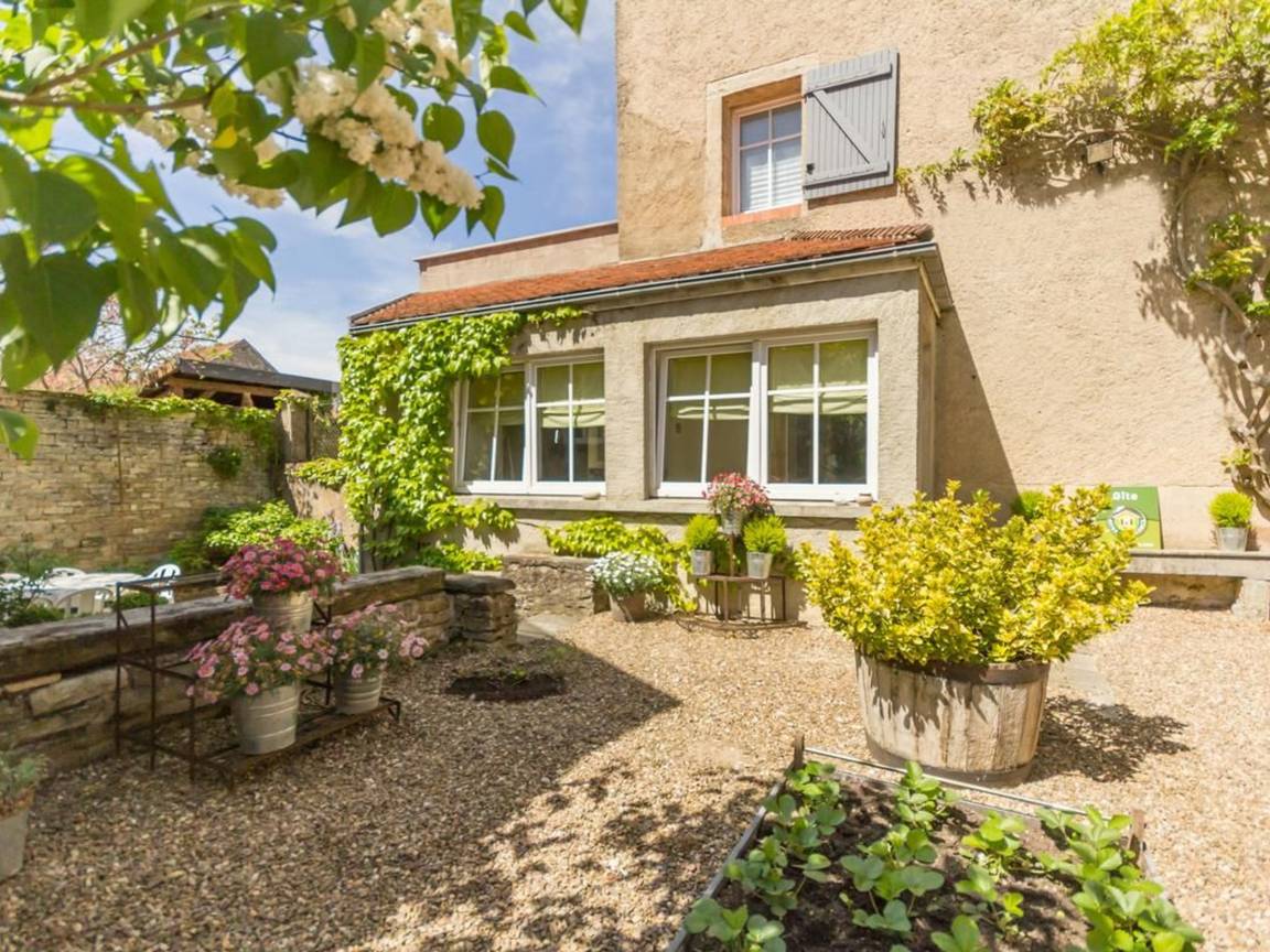 90 M² Cottage ∙ 2 Chambres ∙ 6 Personnes - Dijon