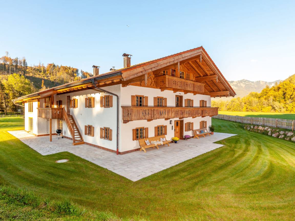 103 M² Ferienwohnung ∙ 2 Schlafzimmer ∙ 5 Gäste - Unterwössen