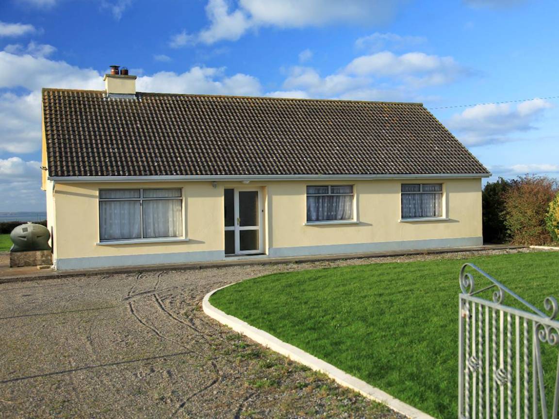 House ∙ 3 Bedrooms ∙ 6 Guests - County Kerry