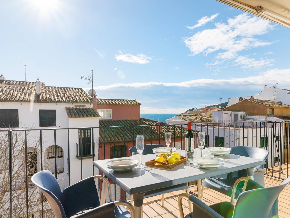 100 M² Apartamento ∙ 3 Habitaciones ∙ 6 Huéspedes - Palafrugell