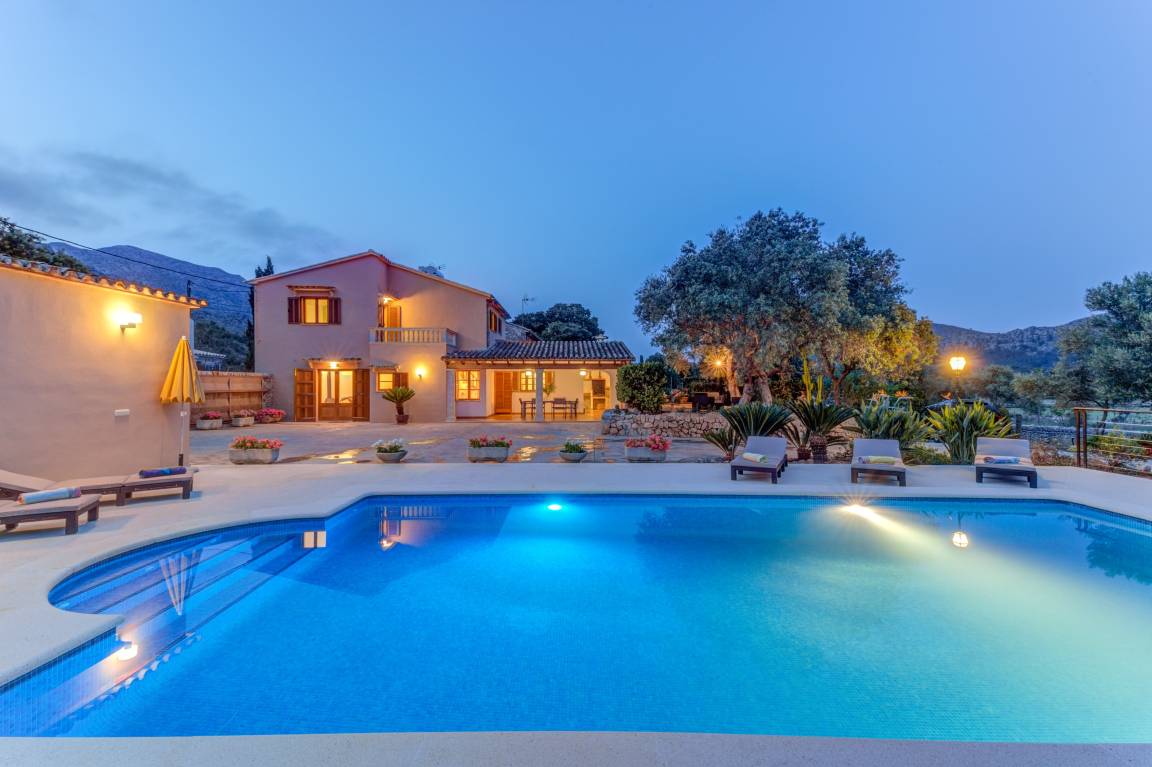 250 M² Villa ∙ 3 Schlafzimmer ∙ 6 Gäste - Pollença