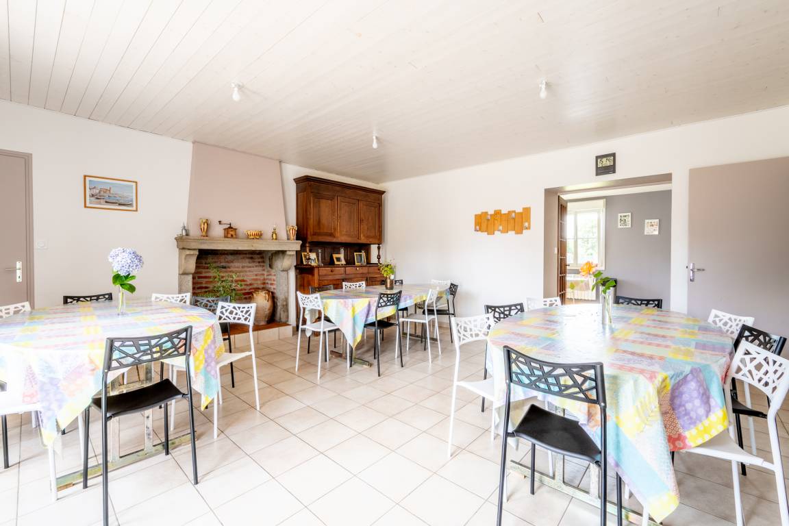 130 M² House ∙ 6 Bedrooms ∙ 22 Guests - Vendée