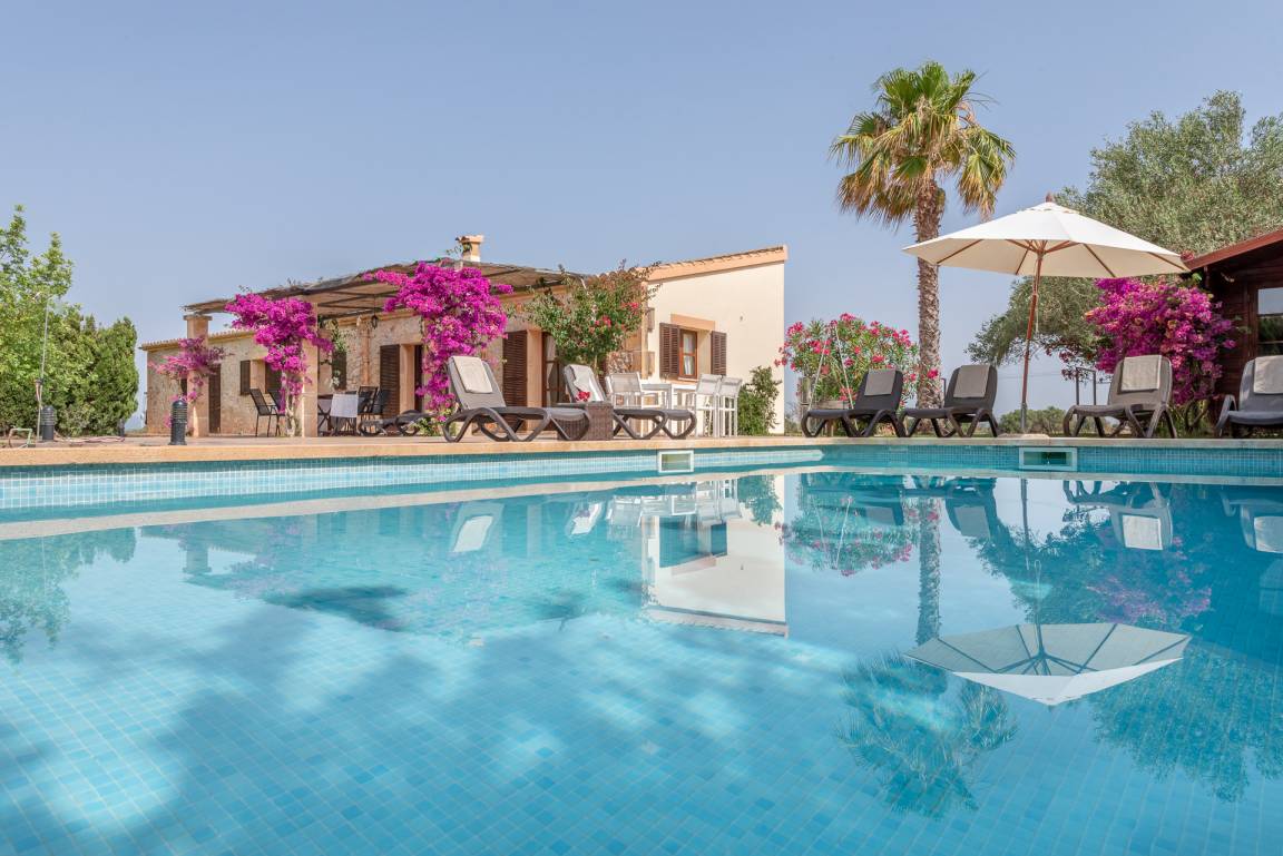 140 M² Chalet ∙ 4 Chambres ∙ 8 Personnes - Majorque