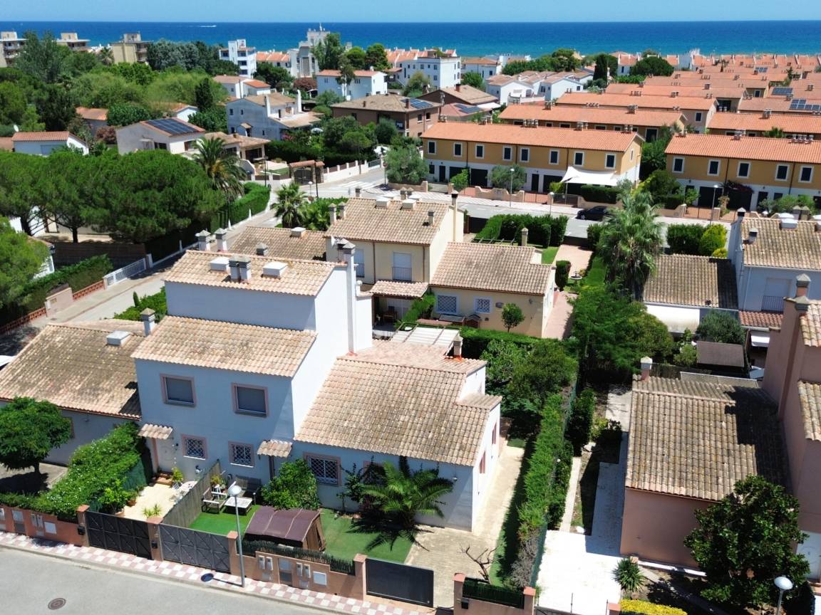 80 M² House ∙ 3 Bedrooms ∙ 6 Guests - L'Estartit