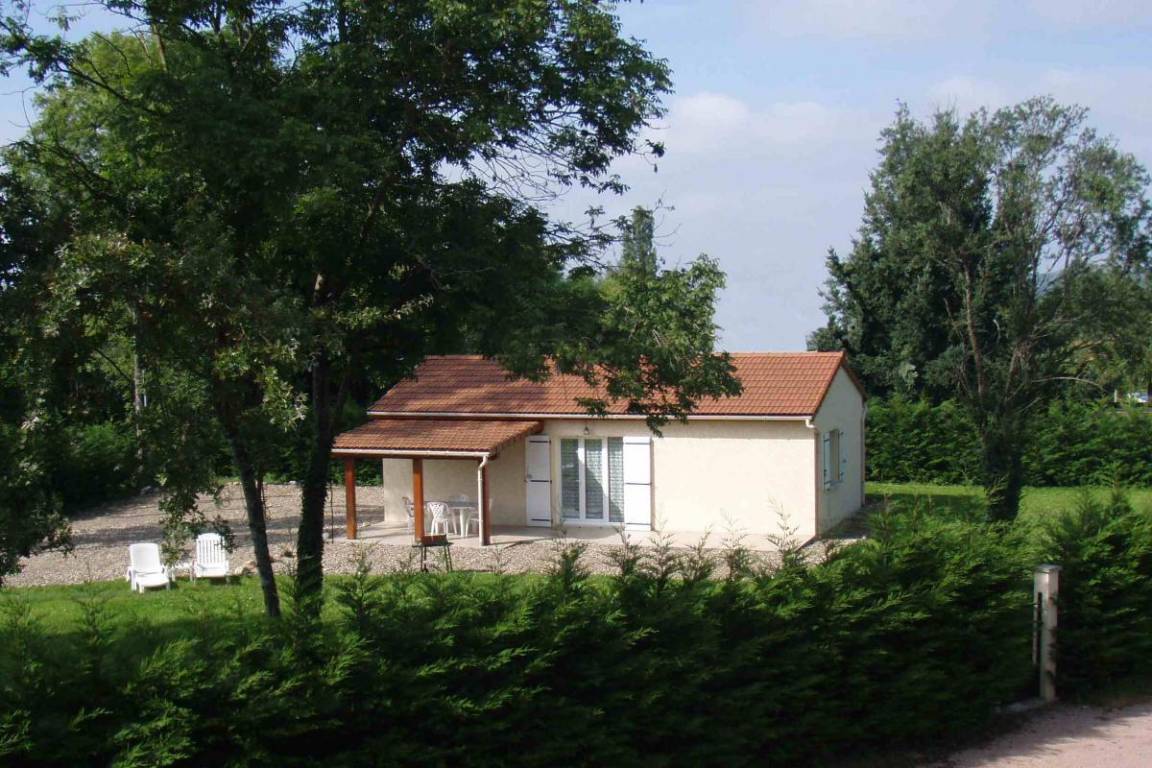 64 M² Gîte ∙ 2 Bedrooms ∙ 4 Guests - Auvergne