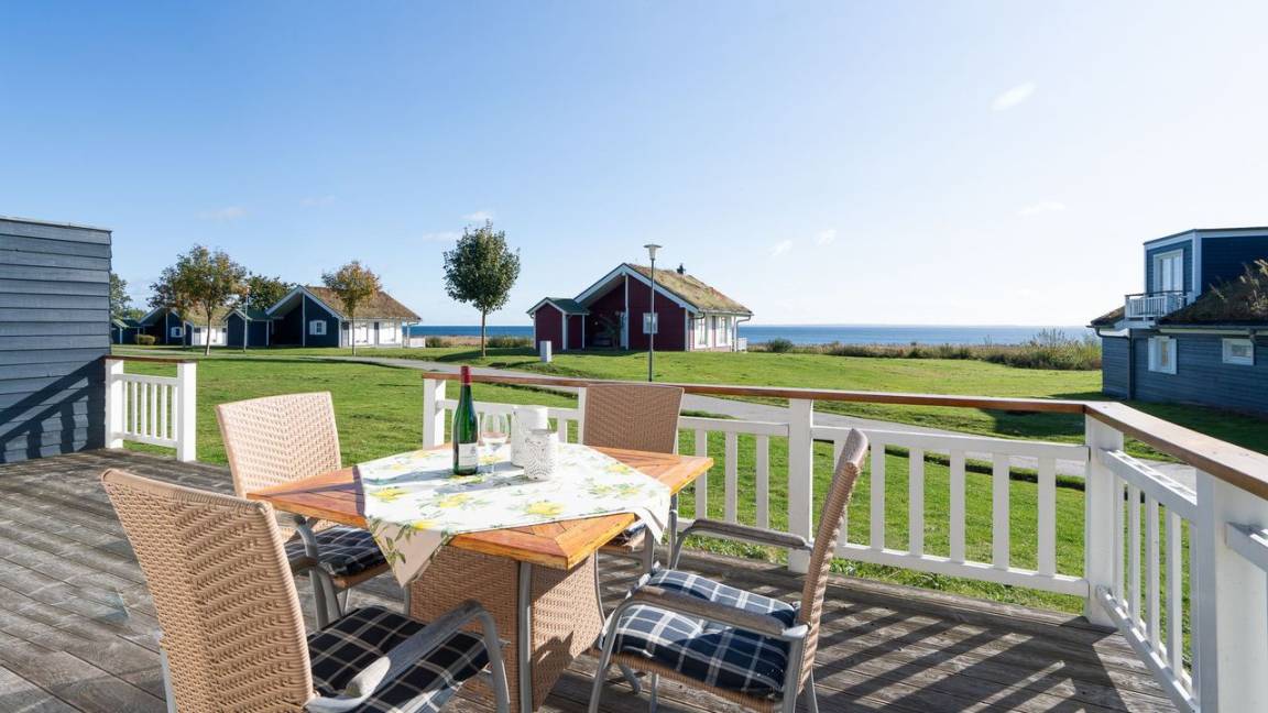 75 M² Ferienhaus ∙ 2 Schlafzimmer ∙ 4 Gäste - Sierksdorf