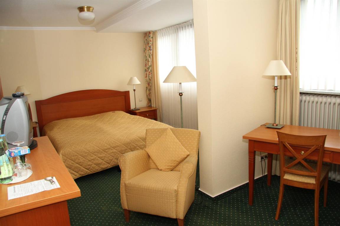 18 M² Hotel ∙ 1 Bedroom ∙ 2 Guests - Neuwied