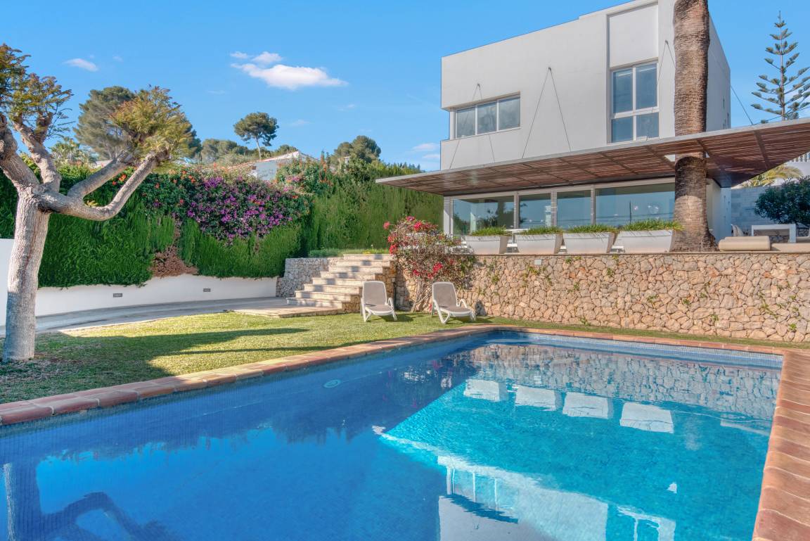 180 M² Villa ∙ 3 Bedrooms ∙ 6 Guests - Moraira