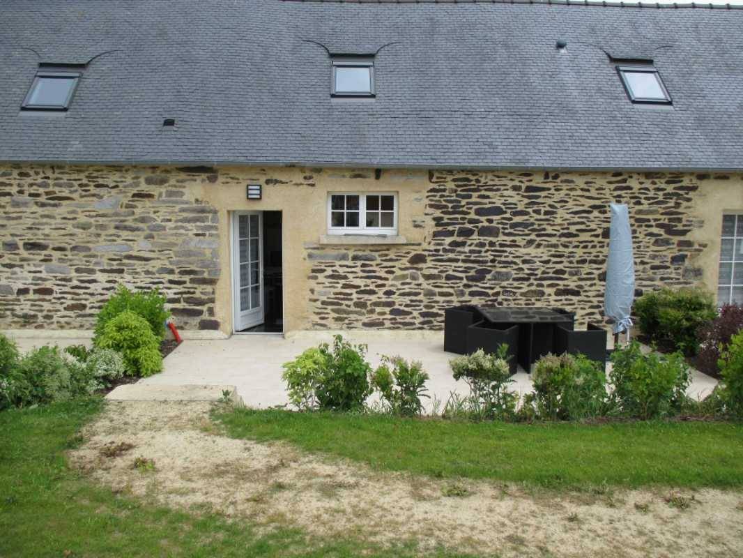 60 M² Gîte ∙ 2 Chambres ∙ 4 Personnes - Plougrescant