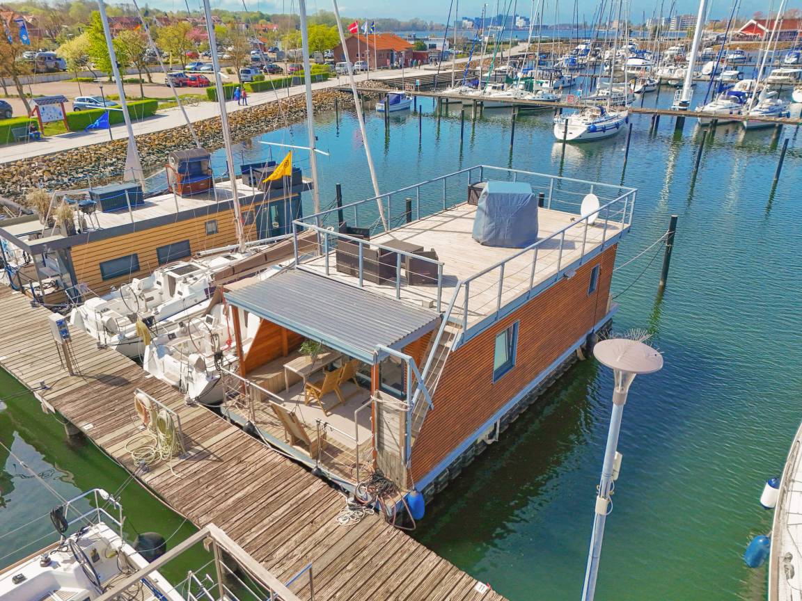 25 M² Hausboot ∙ 2 Schlafzimmer ∙ 2 Gäste - Heiligenhafen
