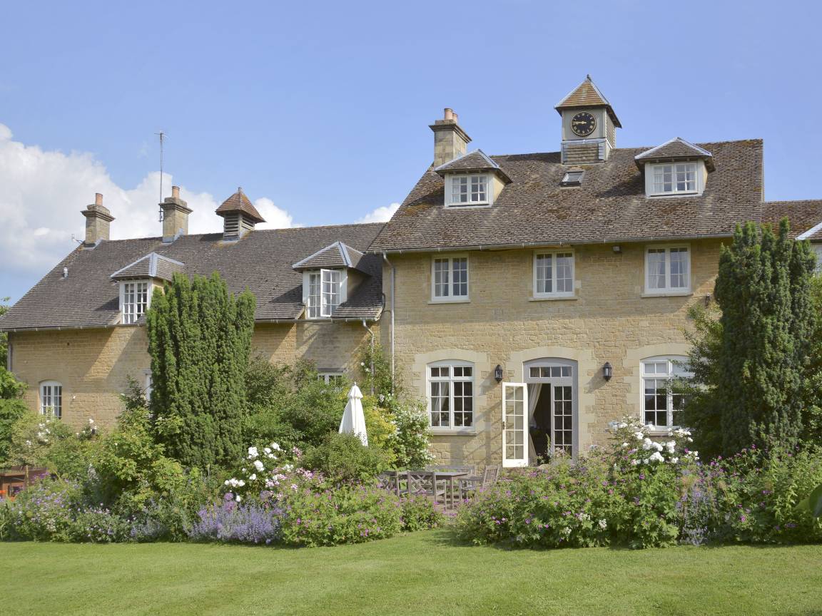 Cottage ∙ 2 Bedrooms ∙ 4 Guests - Burford, UK