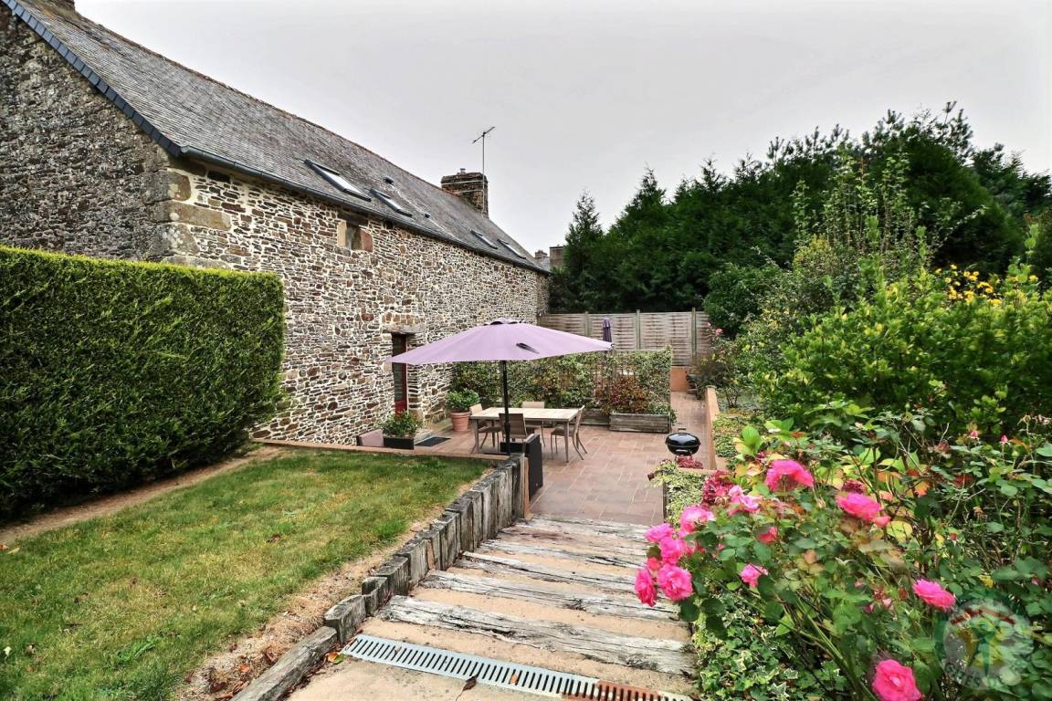 60 M² Gîte ∙ 2 Chambres ∙ 4 Personnes - Combourg
