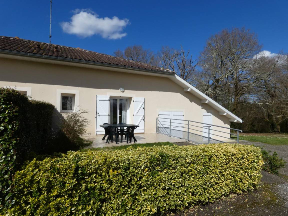45 M² Gîte ∙ 2 Bedrooms ∙ 4 Guests - Aquitaine
