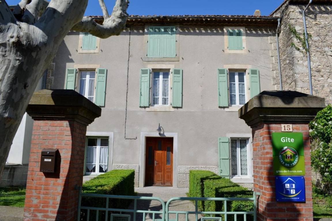 195 M² Gîte ∙ 4 Chambres ∙ 8 Personnes - Languedoc-Roussillon