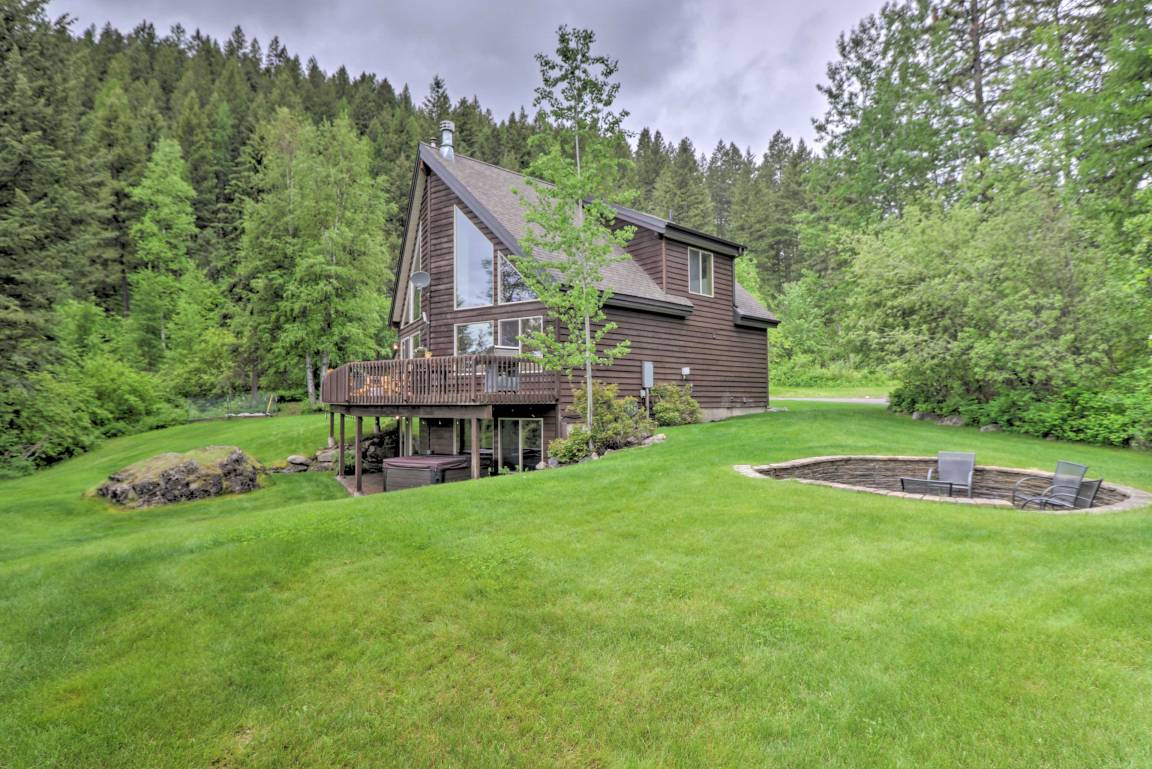250 M² House ∙ 4 Bedrooms ∙ 6 Guests - Kalispell, MT