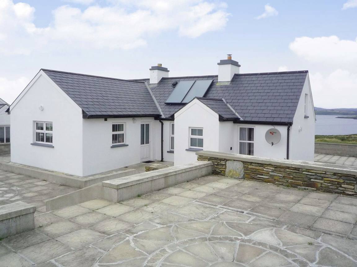 120 M² Cottage ∙ 4 Bedrooms ∙ 7 Guests - Ireland