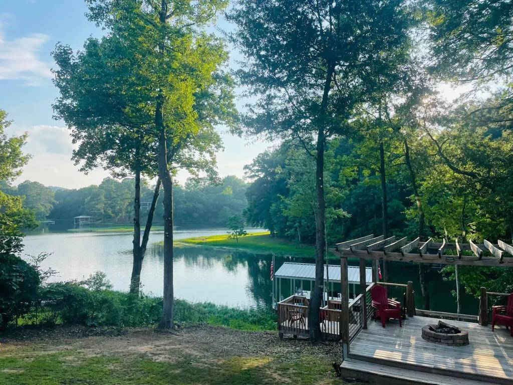 House ∙ 4 Bedrooms ∙ 14 Guests - Tuscaloosa, AL