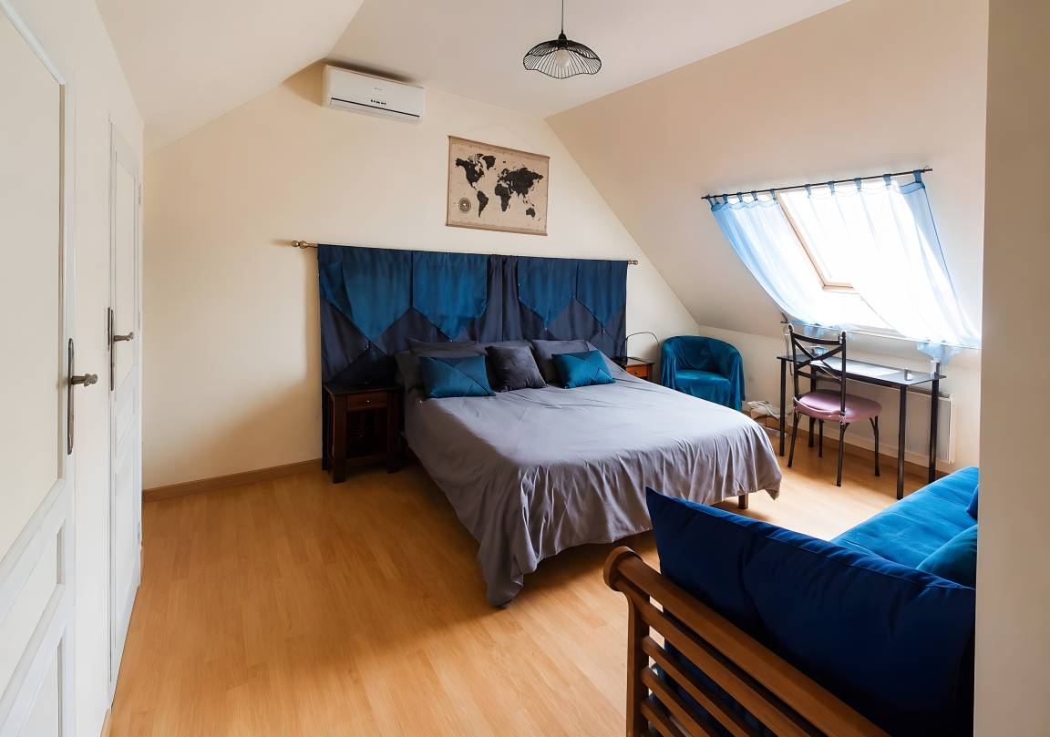 33 M² Chambre D'hôtes ∙ 1 Chambre ∙ 5 Personnes - Mantes-la-Jolie
