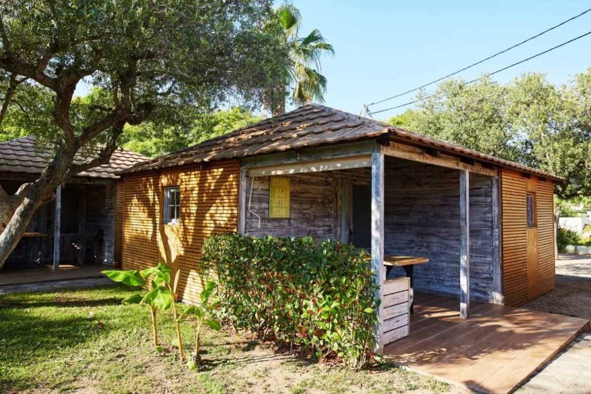 30 M² Camping ∙ 3 Chambres ∙ 6 Personnes - Costa Daurada