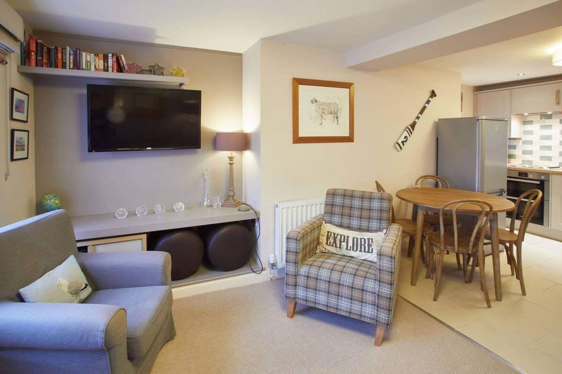 Apartment ∙ 2 Bedrooms ∙ 4 Guests - Whitby, UK