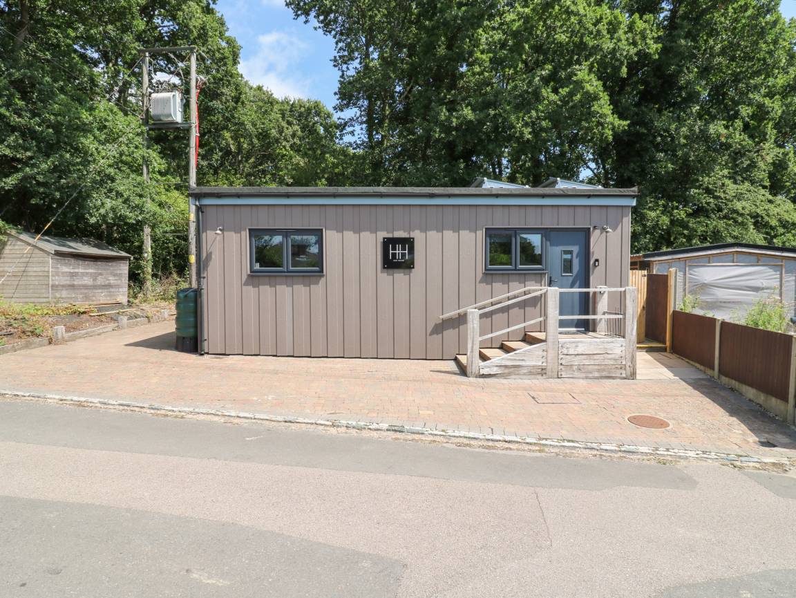 Cottage ∙ 2 Bedrooms ∙ 4 Guests - Hastings