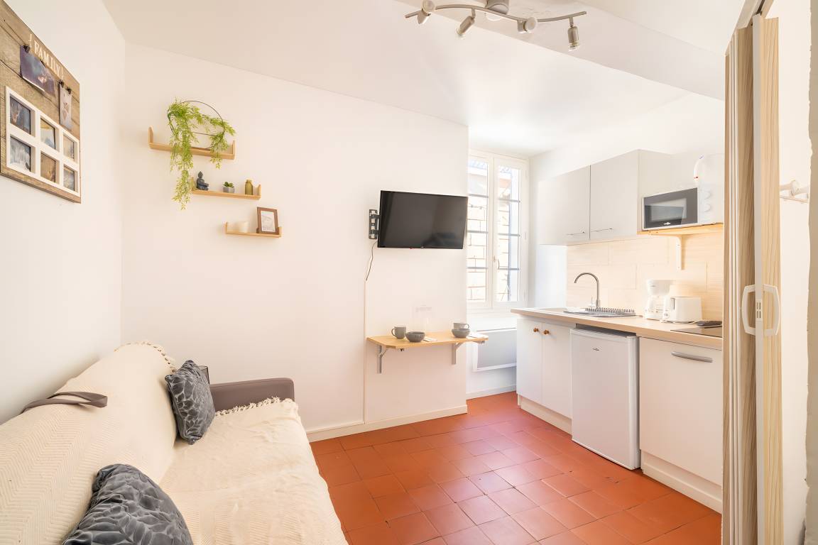 20 M² Studio ∙ 1 Chambre ∙ 2 Personnes - Beaucaire