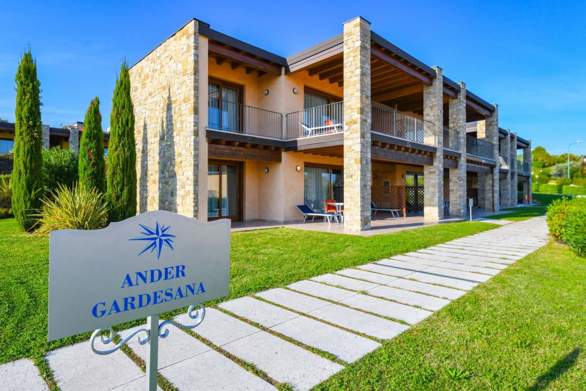 80 M² Apartment ∙ 2 Bedrooms ∙ 6 Guests - Moniga del Garda