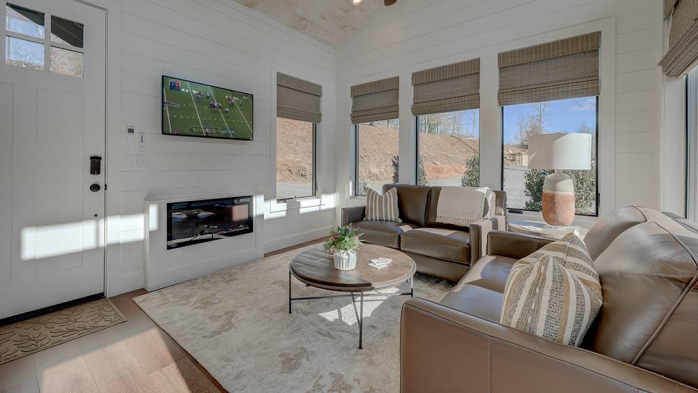 Cottage ∙ 1 Bedroom ∙ 2 Guests - Blue Ridge, GA