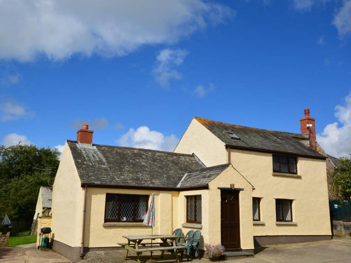 Cottage ∙ 2 Bedrooms ∙ 4 Guests - Appledore
