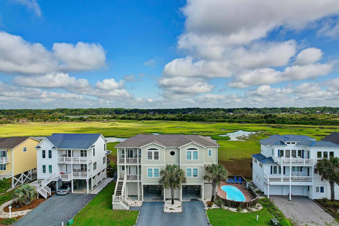 234 M² House ∙ 5 Bedrooms ∙ 12 Guests - Holden Beach, NC