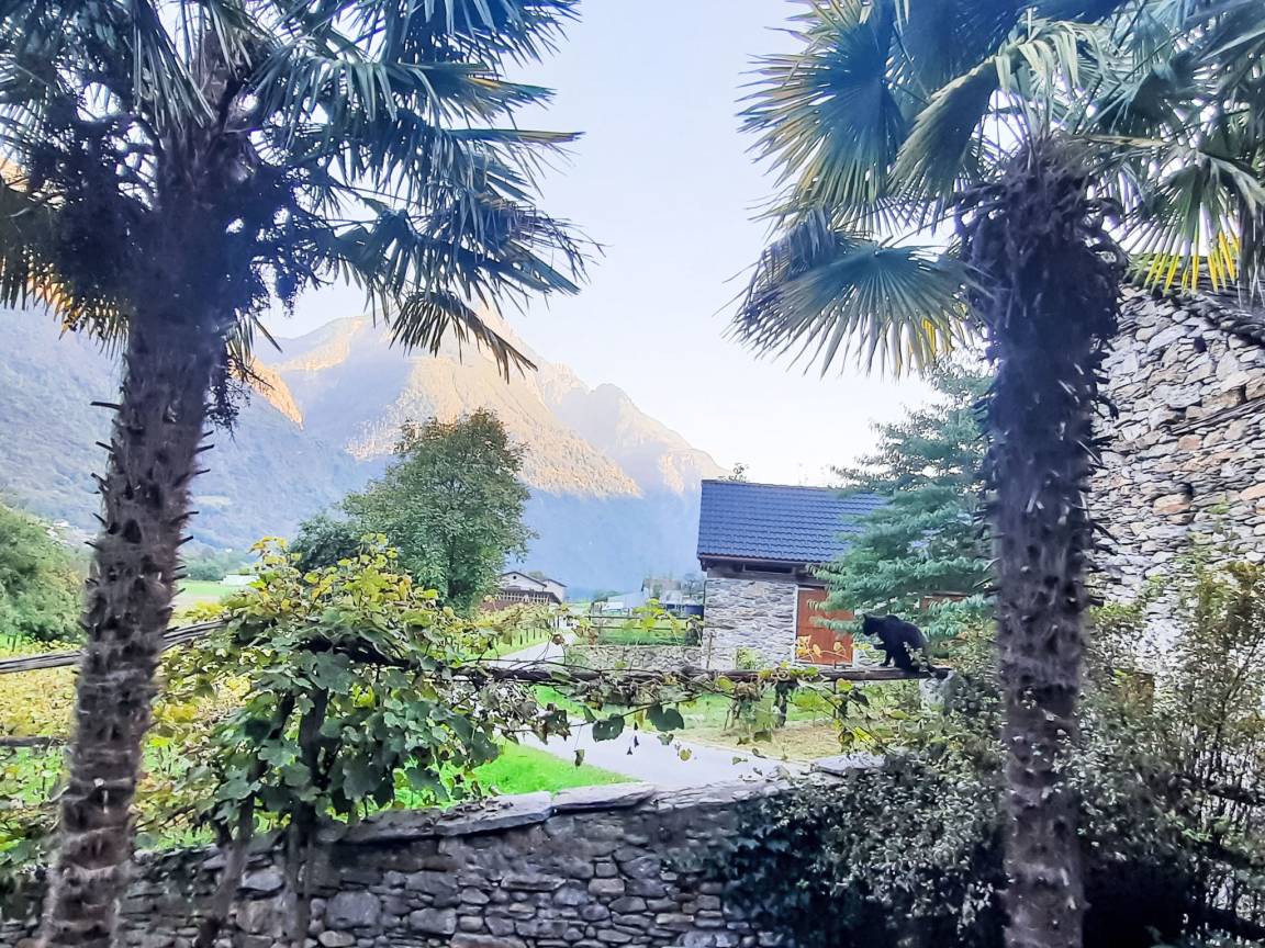 100 M² Ferienhaus ∙ 2 Schlafzimmer ∙ 4 Gäste - Kanton Tessin