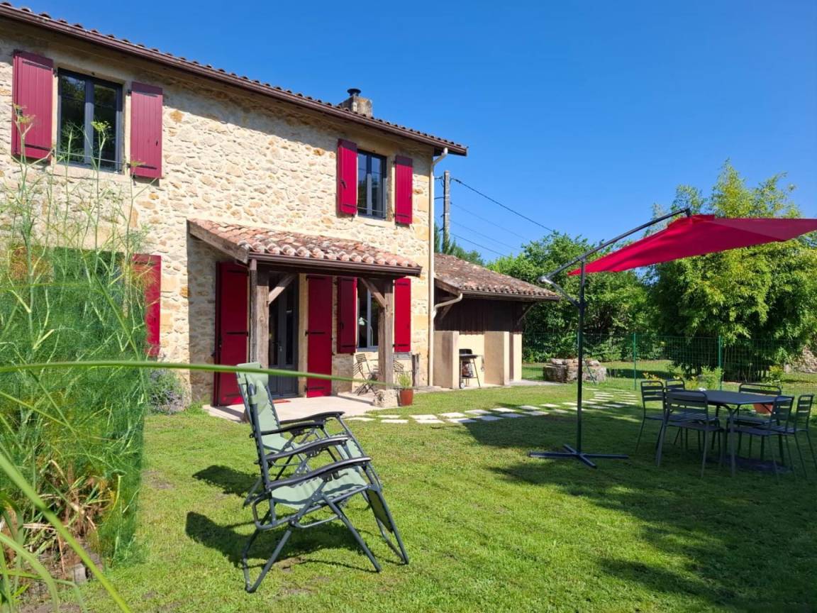 95 M² Gîte ∙ 2 Chambres ∙ 4 Personnes - Gironde