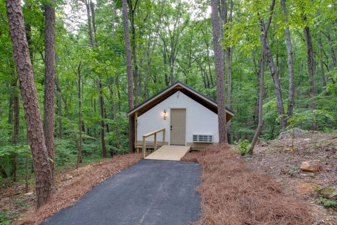 Camping ∙ 1 Bedroom ∙ 4 Guests - Guntersville Lake