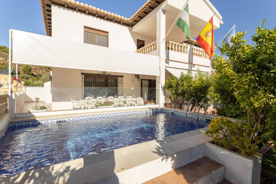 290 M² Talo ∙ 6 Makuuhuonetta ∙ 14 Vierasta - Dúrcal