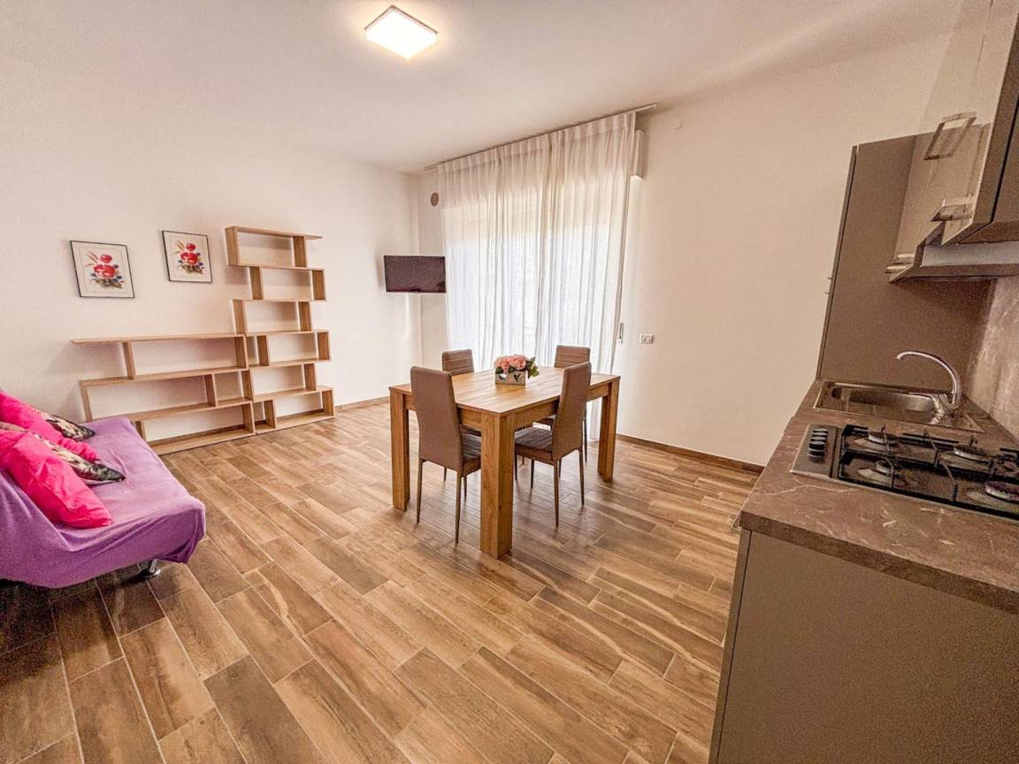 50 M² Appartement ∙ 2 Slaapkamers ∙ 5 Gasten - Pineto