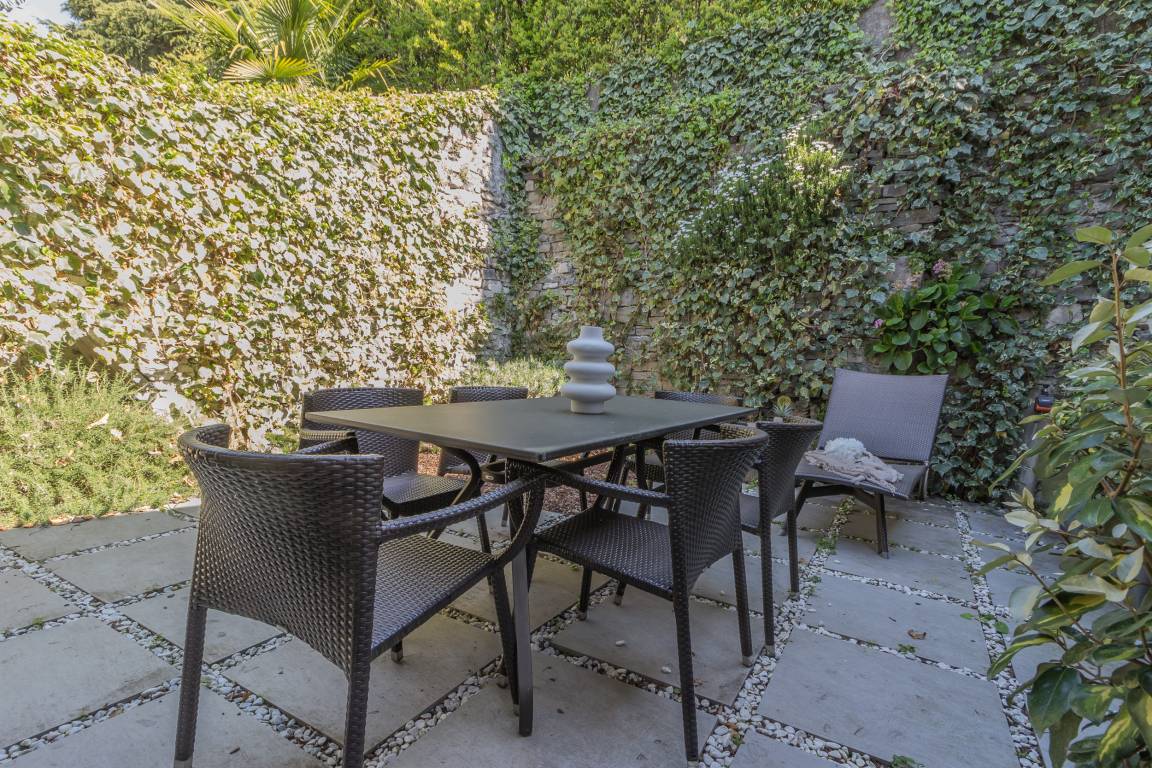 85 M² Ferienwohnung ∙ 2 Schlafzimmer ∙ 6 Gäste - Varenna