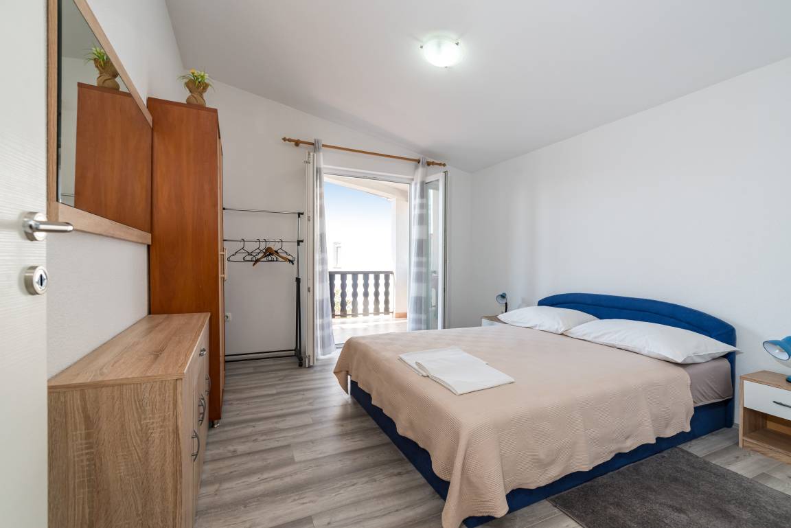 43 M² Ferienwohnung ∙ 2 Schlafzimmer ∙ 4 Gäste - Nin