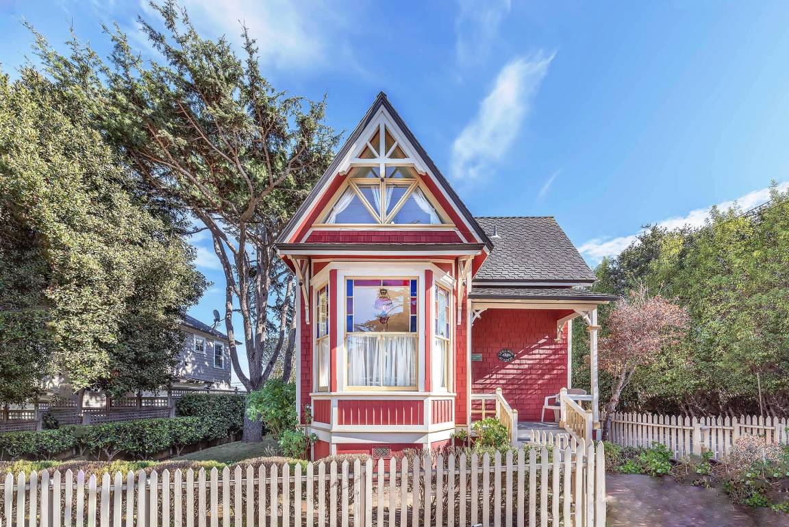 130 M² House ∙ 3 Bedrooms ∙ 6 Guests - Pacific Grove, CA
