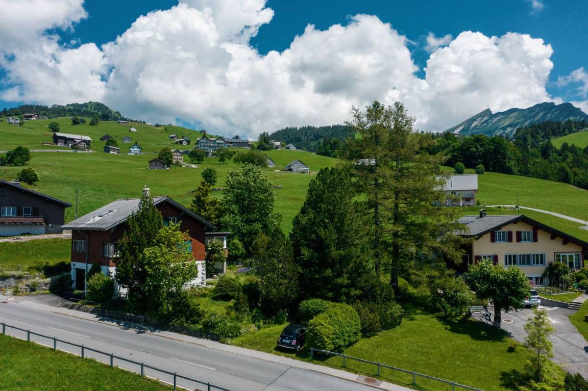 55 M² Ferienwohnung ∙ 2 Schlafzimmer ∙ 4 Gäste - Amden