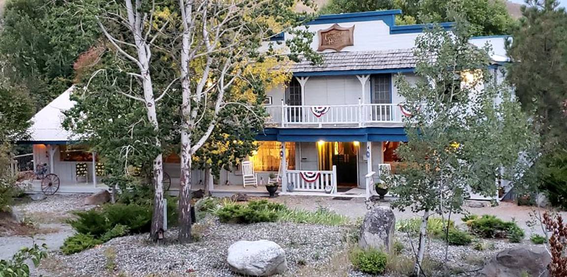 Accommodation ∙ 1 Bedroom ∙ 2 Guests - Conconully State Park, Conconully