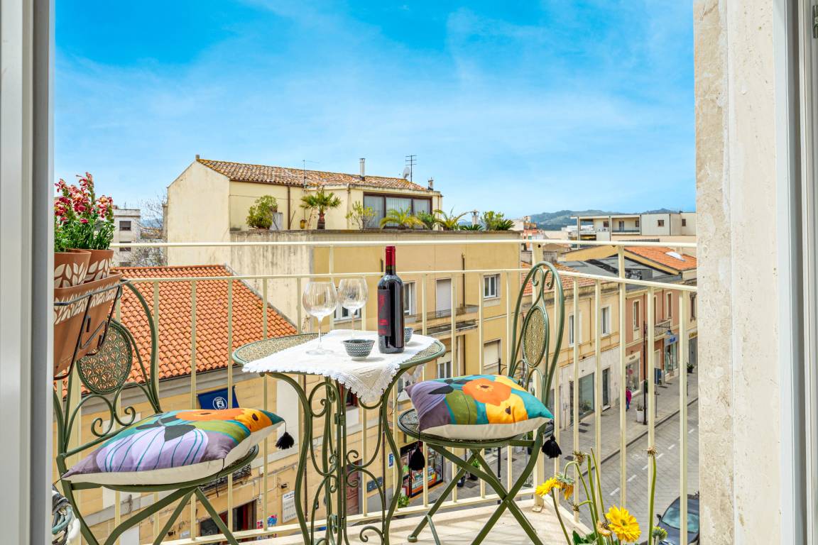 95 M² Appartement ∙ 2 Chambres ∙ 4 Personnes - Olbia