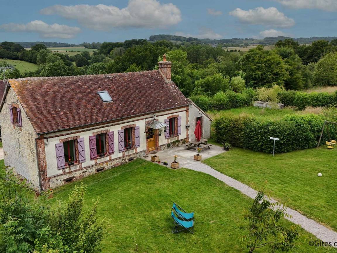 140 M² Cottage ∙ 4 Bedrooms ∙ 8 Guests - Normandy