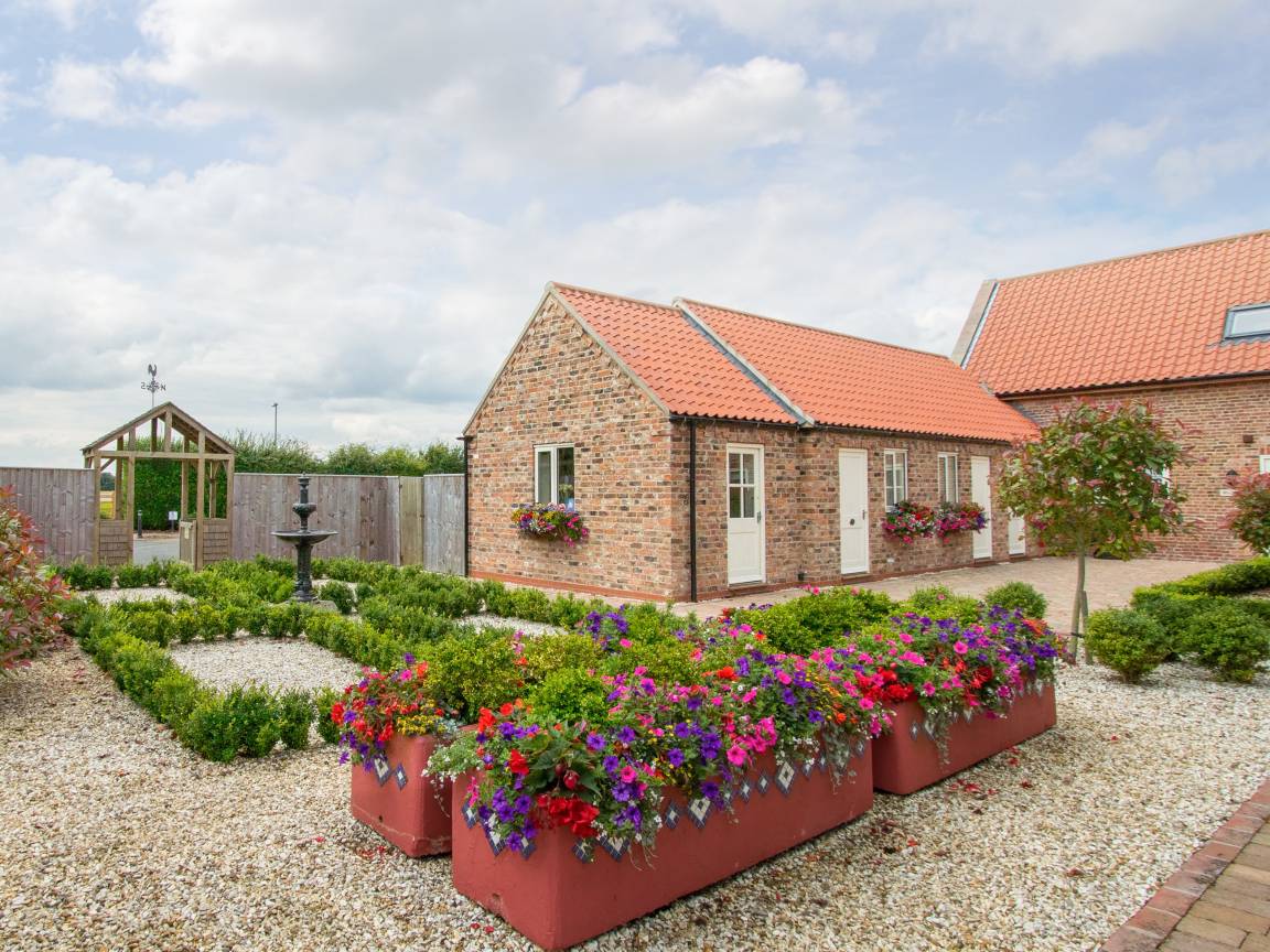 Cottage ∙ 2 Bedrooms ∙ 4 Guests - Cleethorpes