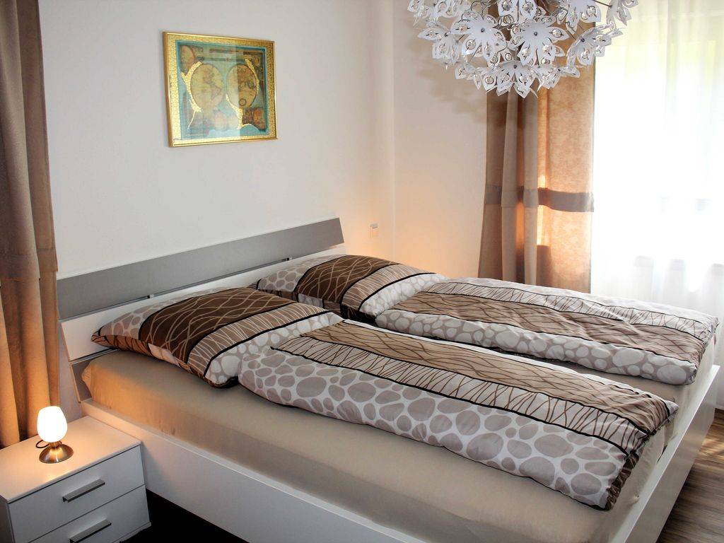 60 M² Ferienwohnung ∙ 1 Schlafzimmer ∙ 2 Gäste - Egloffstein