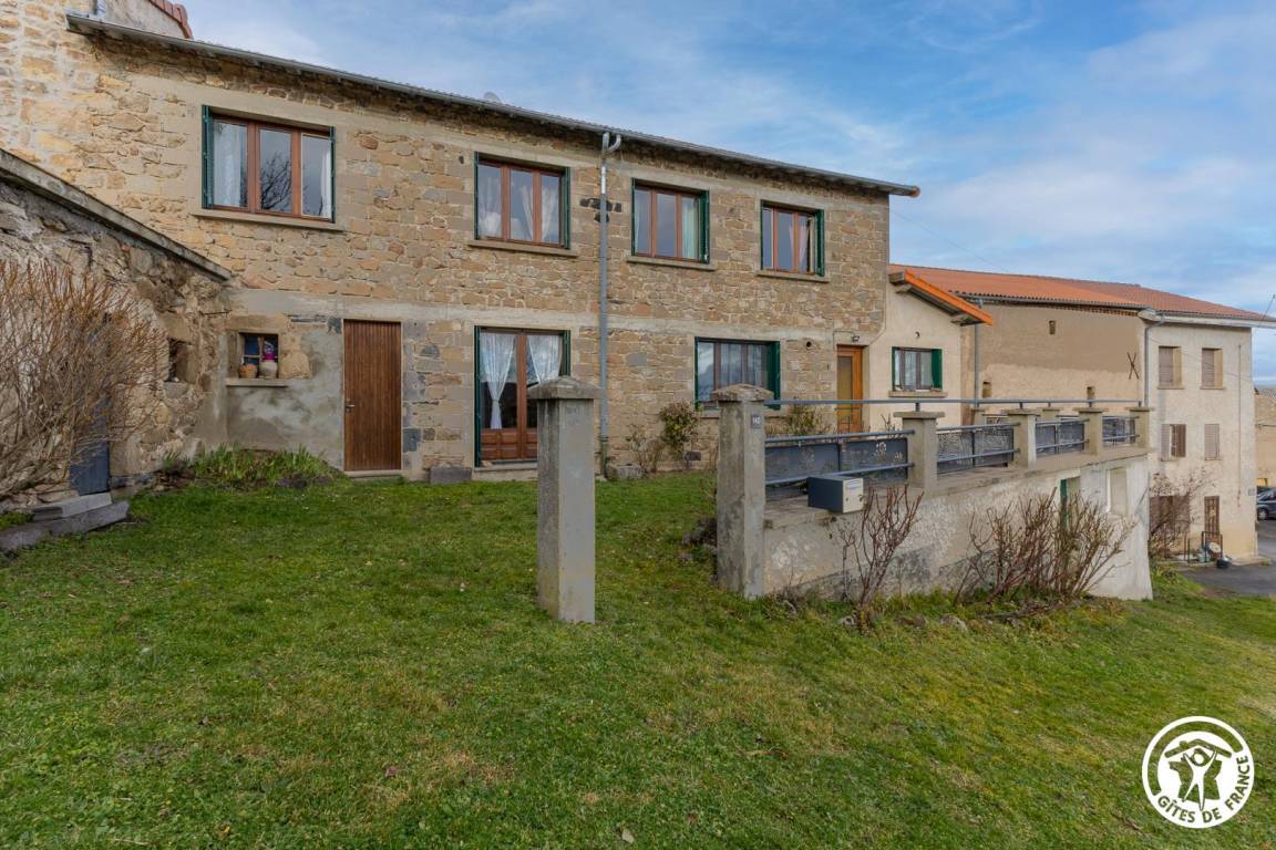 115 M² Gîte ∙ 3 Chambres ∙ 6 Personnes - Saint-Saturnin