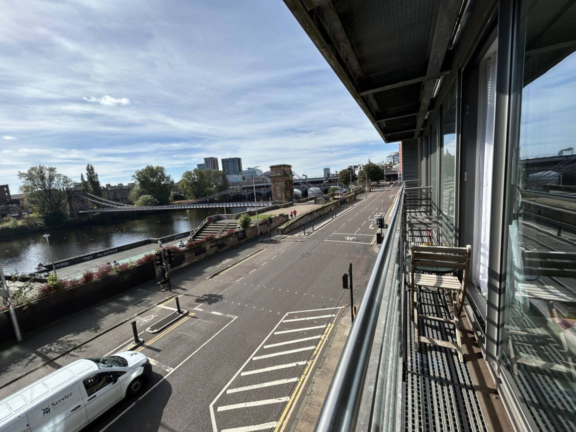 70 M² Apartamento ∙ 2 Habitaciones ∙ 4 Huéspedes - Glasgow